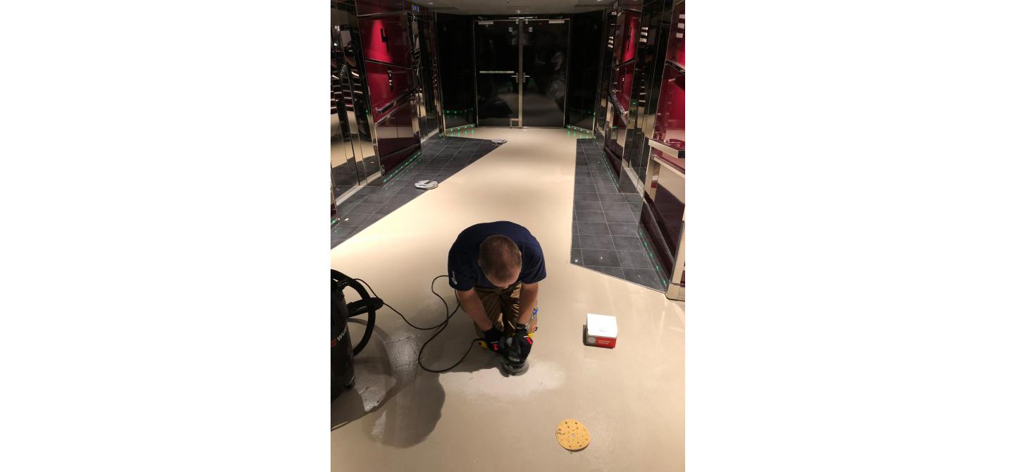 GTF Freese stattet MSC Seaside in den Embarkation Areas mit TEFROKA® PU ...